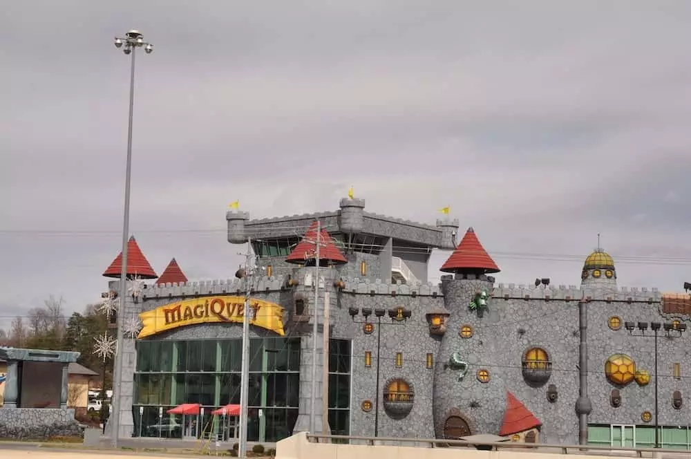 4 Exciting Attractions You Can Experience at MagiQuest in Pigeon Forge